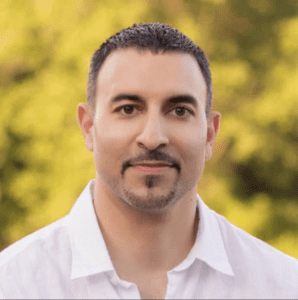 Building a PR Portfolio: 6 Essential Tips You Should Know in 2024